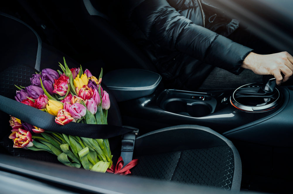 How to Travel with Fresh Flowers in a Car? (Easy Tips) – Sentiments.ae